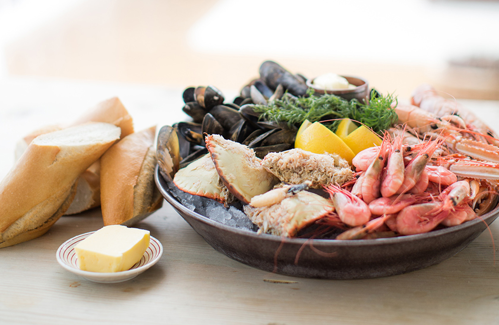 Crustaceans & molluscs